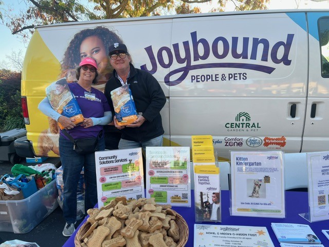 How to support pet food pantries – and why it’s so important right now ...
